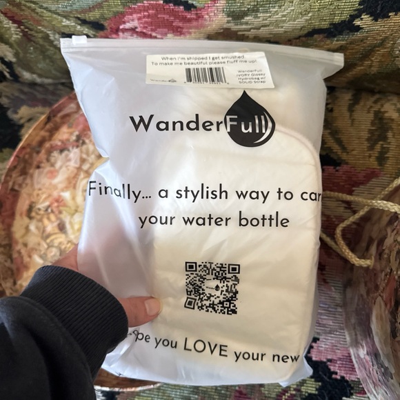 Wander | Bags | Wander Ivory Water Bottle Carrier Nwt | Poshmark